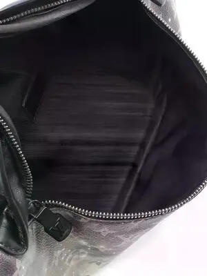 LOUIS VUITTON Discovery Belt Bag - Black