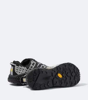 Hoka One One Speedgoat 2 Sneakers - Black