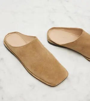 THE ROW Piper Suede Slides - Beige