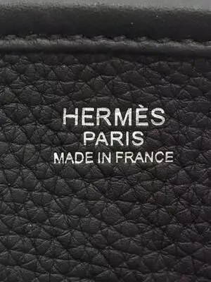 Hermès Clemence Evelyne Iii Pm Crossbody Bag - Black