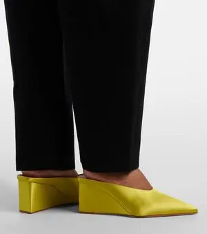 Alaïa Cube Satin Wedge Mules - Yellow