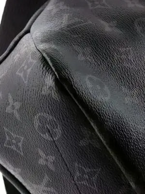 LOUIS VUITTON Monogram Eclipse Canvas Besace Zippee Mm Messenger Bag - Black
