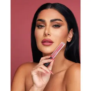 HUDA BEAUTY Liquid Matte Liquid Lipstick 4.2ml - First Class