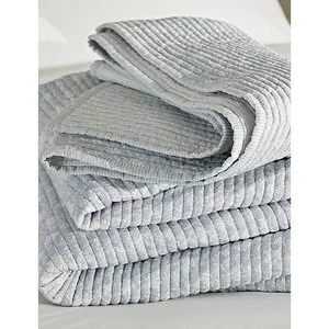 THE WHITE COMPANY Floral-print Cotton Quilt - Blue/white