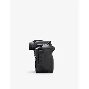 CANON Eos R100 Entry Level Camera