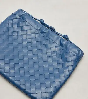 Bottega Veneta Medium Pouch - Blue