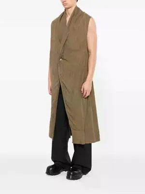 JULIUS Sleeveless Monk Coat