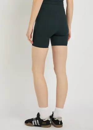 SPENCE Base Form Shorts