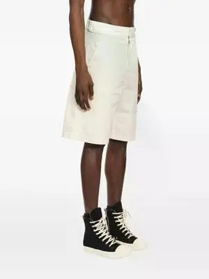 Fear Of God Logo Plaque Shorts - Neutrals