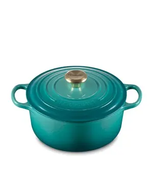 LE CREUSET Cast Iron Round Casserole Dish