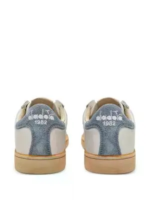 DIADORA Prestige Plain Sneakers