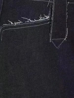 KURO Contrast Stitching Frayed Jeans