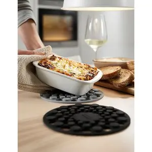 JOSEPH JOSEPH Spot-on™ Set-of-two Silicone Trivets