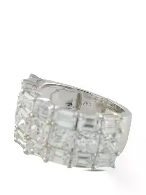 LB EXCLUSIVE Emerald Cut Diamond Ring