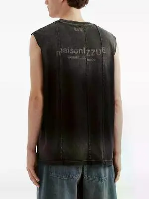 Izzue Crew Neck Sleeveless T-shirt