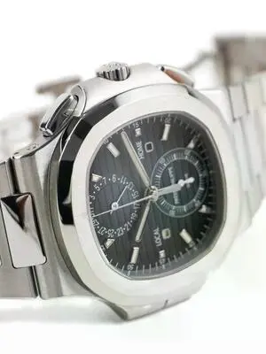 Patek Philippe Nautilus 5990/1a-011