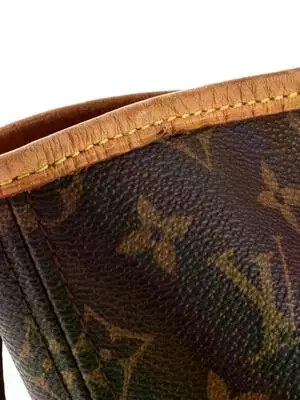 LOUIS VUITTON Neverfull Monogram Canvas Gm Tote Bag
