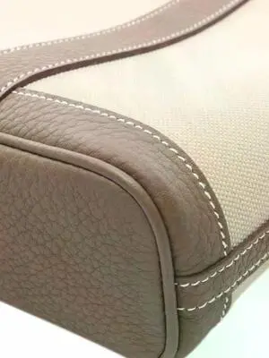 Hermès Toile And Negonda Garden File 28 Satchel - Neutrals