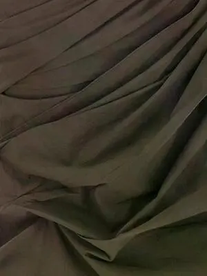 THE GARMENT Bazaar Top Draped Off-shoulder Design