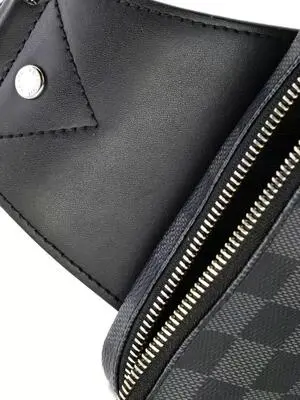 LOUIS VUITTON Avenue Sling Bag Damier Graphite