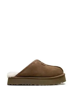 UGG Disquette Platform Sheepskin Slippers - Brown