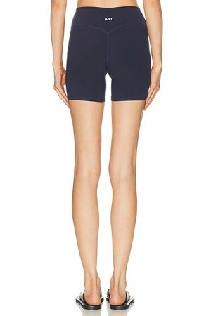 437 Essential Short - Navy