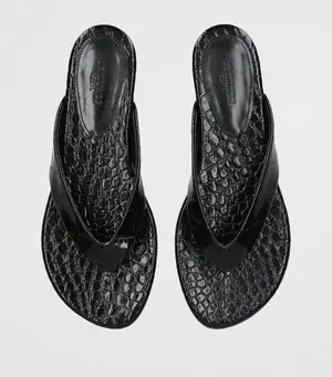 Le Monde Beryl Croc-effect Leather Flip Flop Sandals - Black