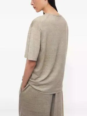 12 STOREEZ Crewneck T-shirt
