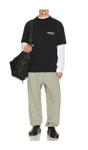 Fear Of God Classic Fit T-shirt - Black