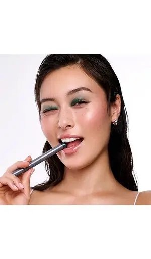 WONDERSKIN Iykyk Eyeshadow Stick - Olive