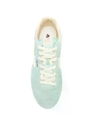 AUTRY Logo Patch Sneakers - Blue