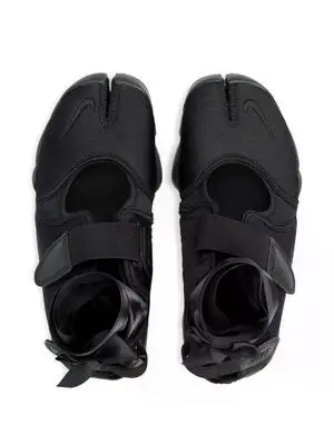 Nike Rift Tabi Sneakers
