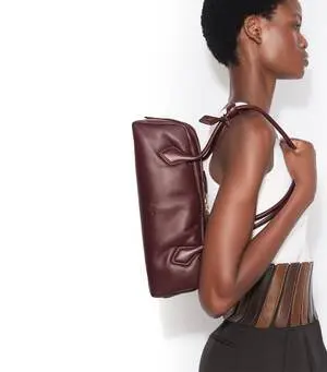 Alaïa Medium Lambskin Le Teckel Shoulder Bag - Red