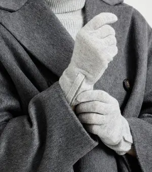 Brunello Cucinelli Cashmere Gloves With Monili Trim