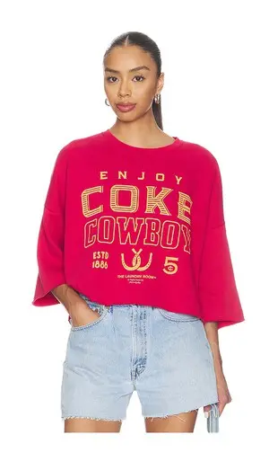 THE LAUNDRY ROOM Enjoy Coke Cowboy Horseshoe Crop Jumper - Red