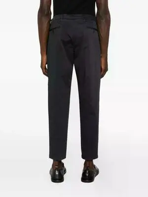 VELA SHOP Tapered Pleated Trousers