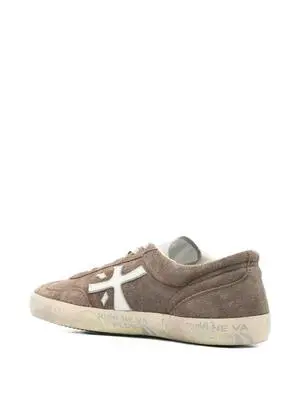 Premiata David Logo-patch Suede Sneakers - Brown