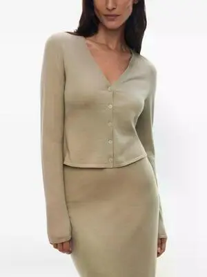 12 STOREEZ Camelia V-neck Cardigan
