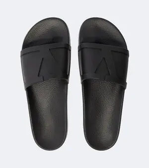 Valentino Garavani Vlogo Slides