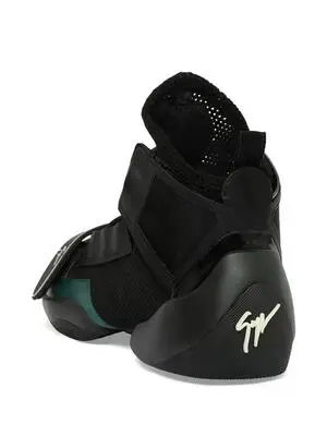 GIUSEPPE ZANOTTI Split Sole Logo Strap Sneakers - Black