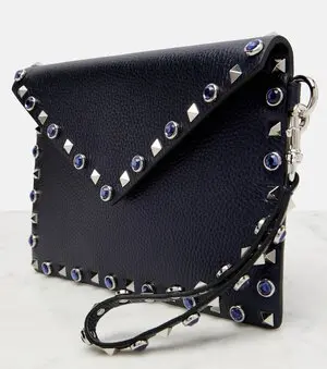 Valentino Garavani Rockstud Medium Pouch - Blue