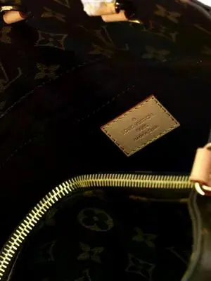 LOUIS VUITTON Montaigne Monogram Canvas Gm Tote Bag