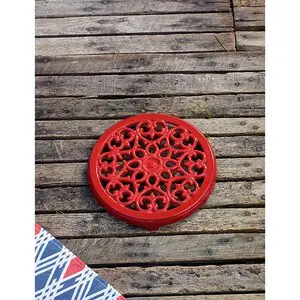 STAUB Lily Cast-iron Trivet - Cherry