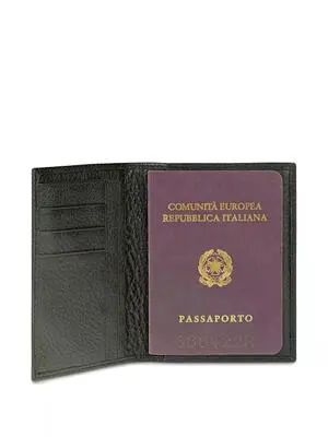 PIQUADRO Grained Leather Passport Holder