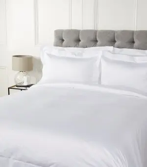 CELSO DE LEMOS Bourdon King Duvet Cover - White