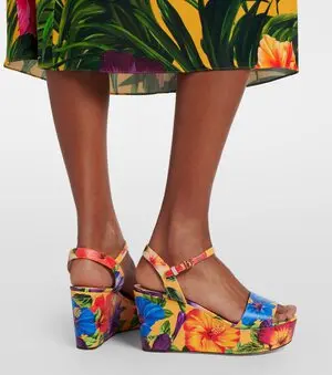 Dolce & Gabbana Bianca Floral Wedges