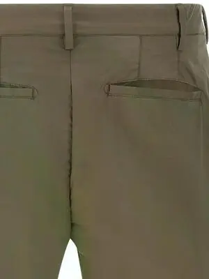 PERFECTION Elastic-insert Belt-loop Shorts - Green