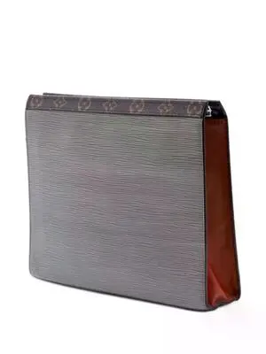 LOUIS VUITTON Epi Pochette Voyage Mm Clutch Bag