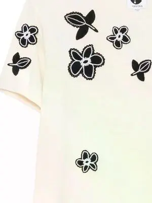 YANYAN Floral Appliqué Crew Neck T-shirt