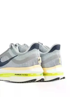 Nike Pegasus Sneakers - Grey